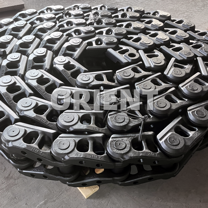 Soilmec SR30 Track Chain Assembly for Drilling Rig - drillingtrackparts.com